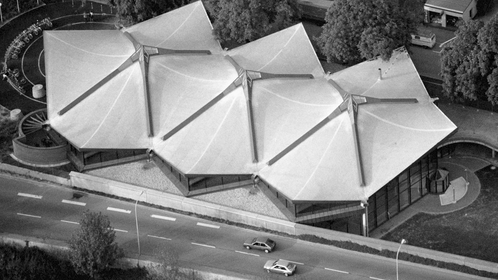 Faulerbad Freiburg | Das Gartenhallenbad | Architekturforum Freiburg